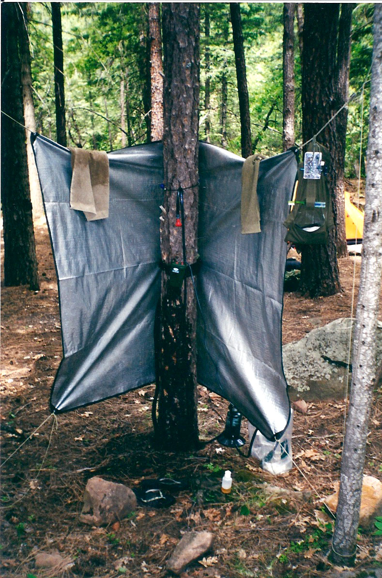 How to Build a Simple Off-Grid Shower in the Backyard – Survivopedia